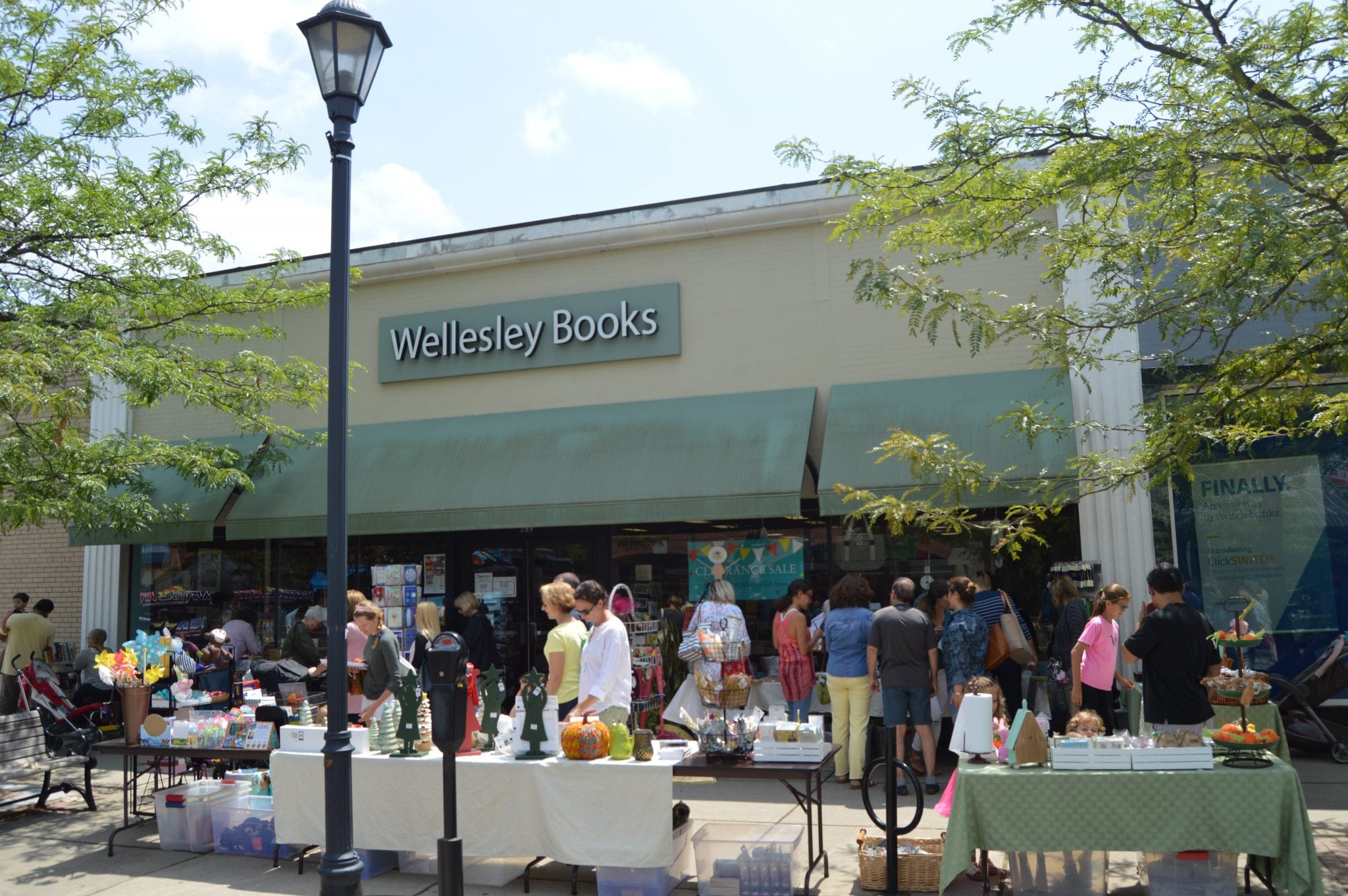 IN PICTURES: Wellesley Square draws big crowd to July Jubilation - The ...