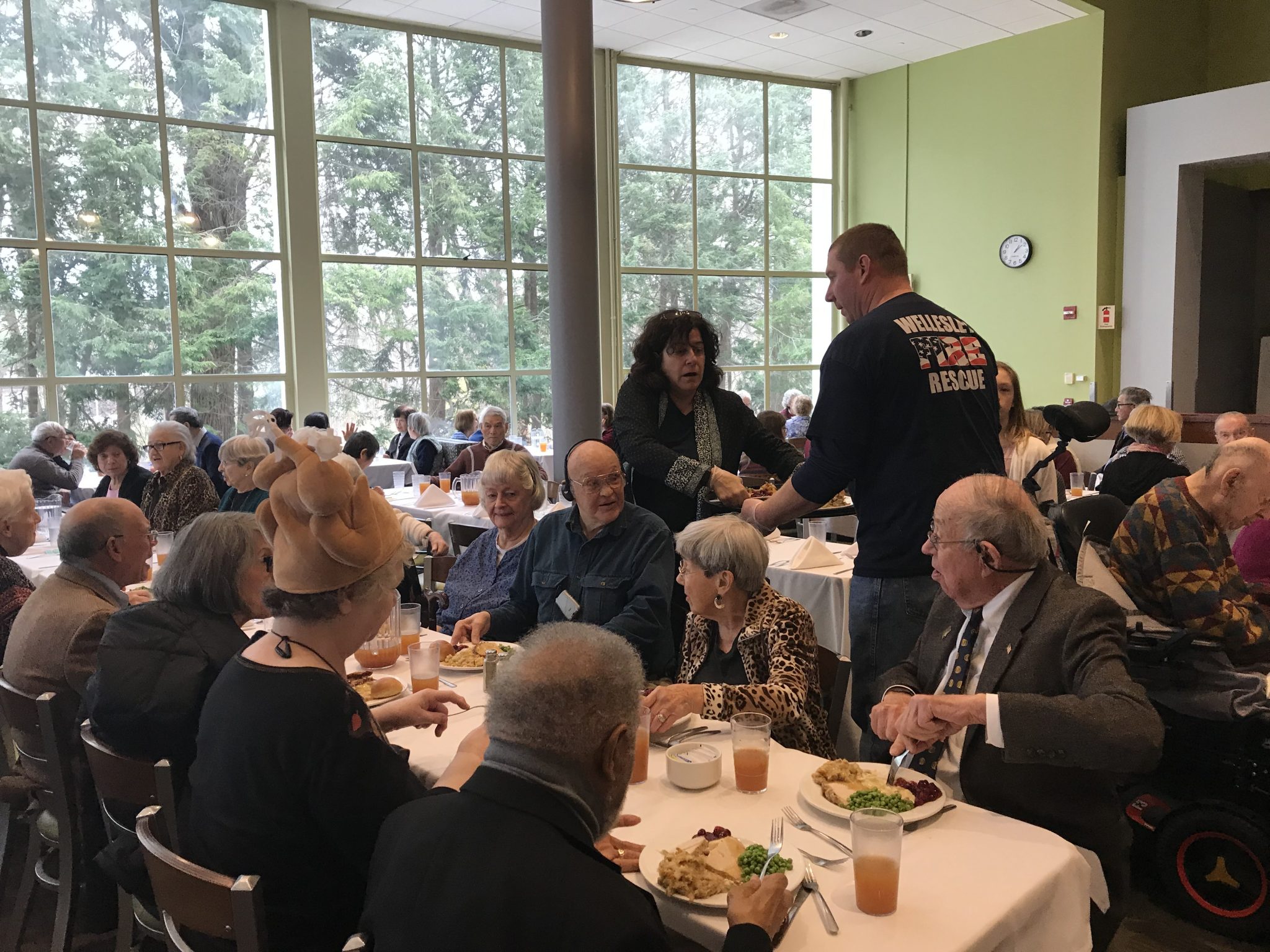 Wellesley Fire Department and friends serve early Thanksgiving dinner ...