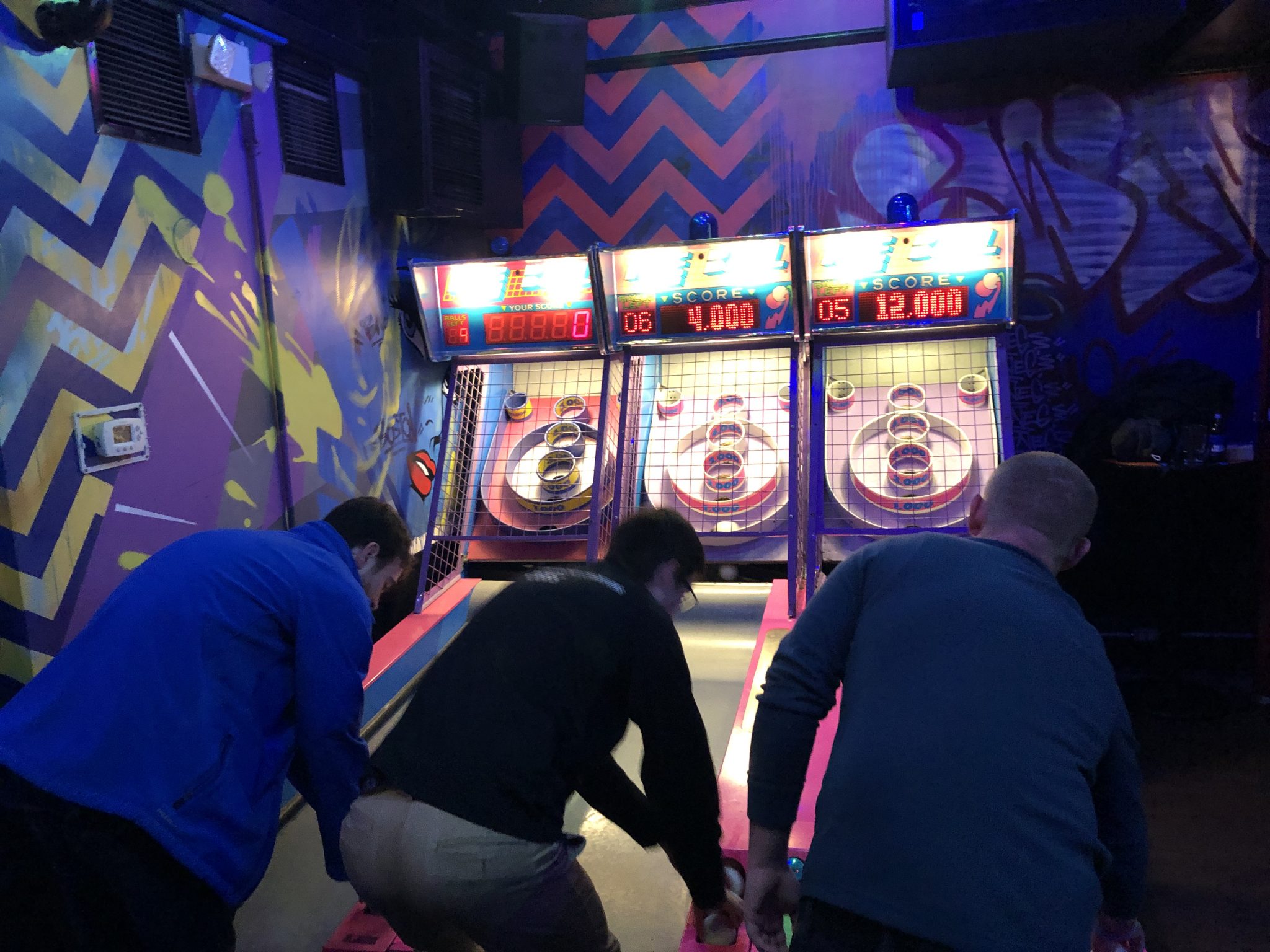 Beyond Wellesley: Versus arcade/bar/restaurant - The Swellesley Report