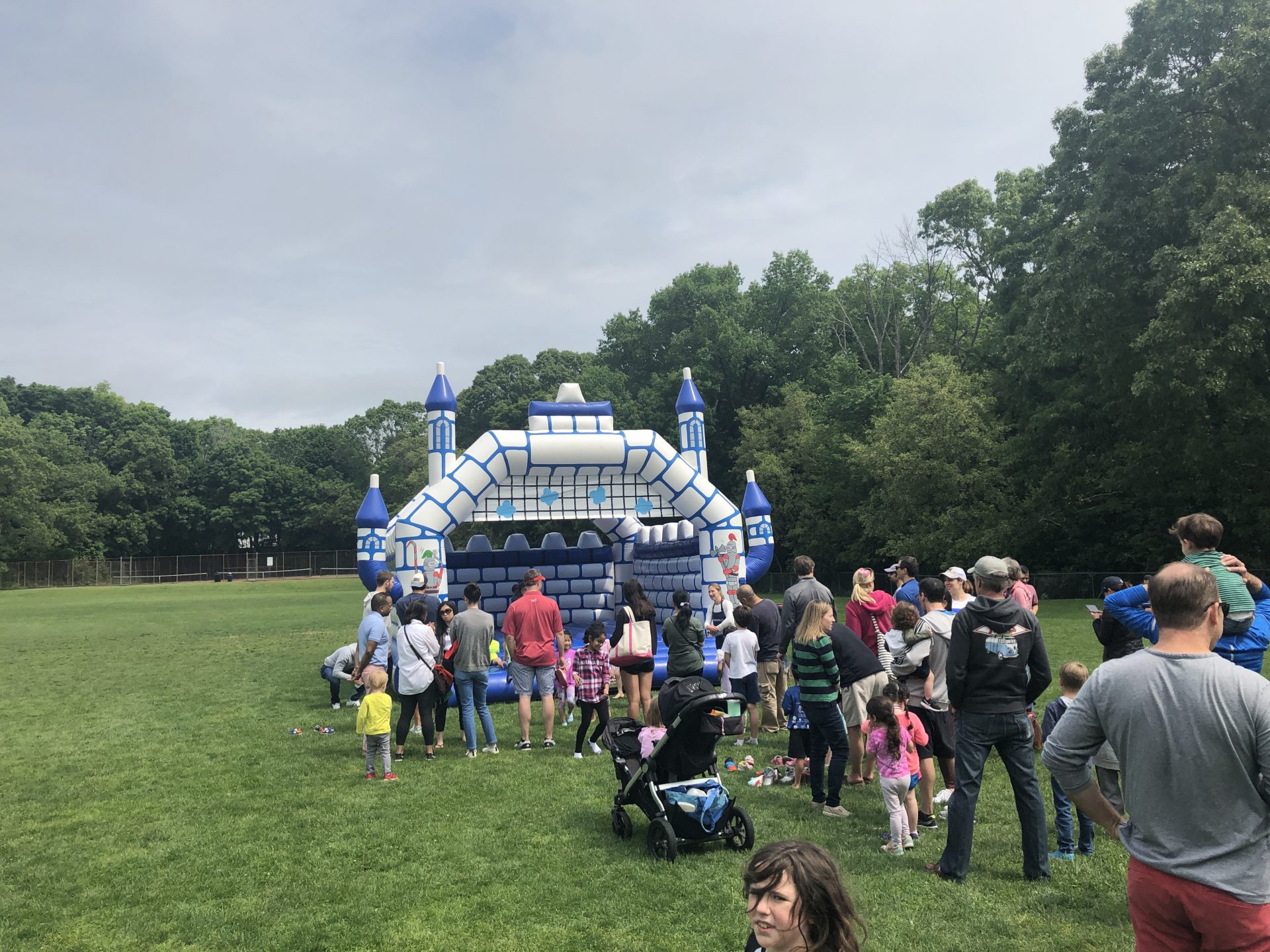 Nearly 400 take part in Schofield 5K race - The Swellesley Report