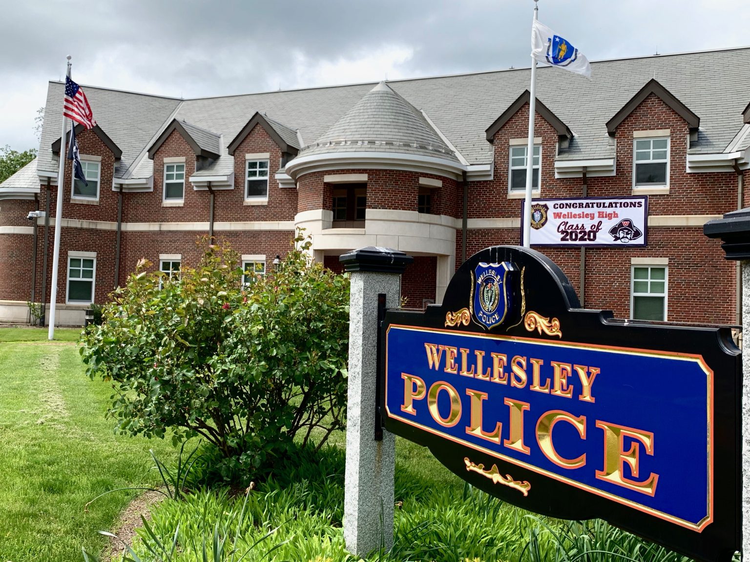 Wellesley Police log: Bone mystery solved; road rage report alleges ...