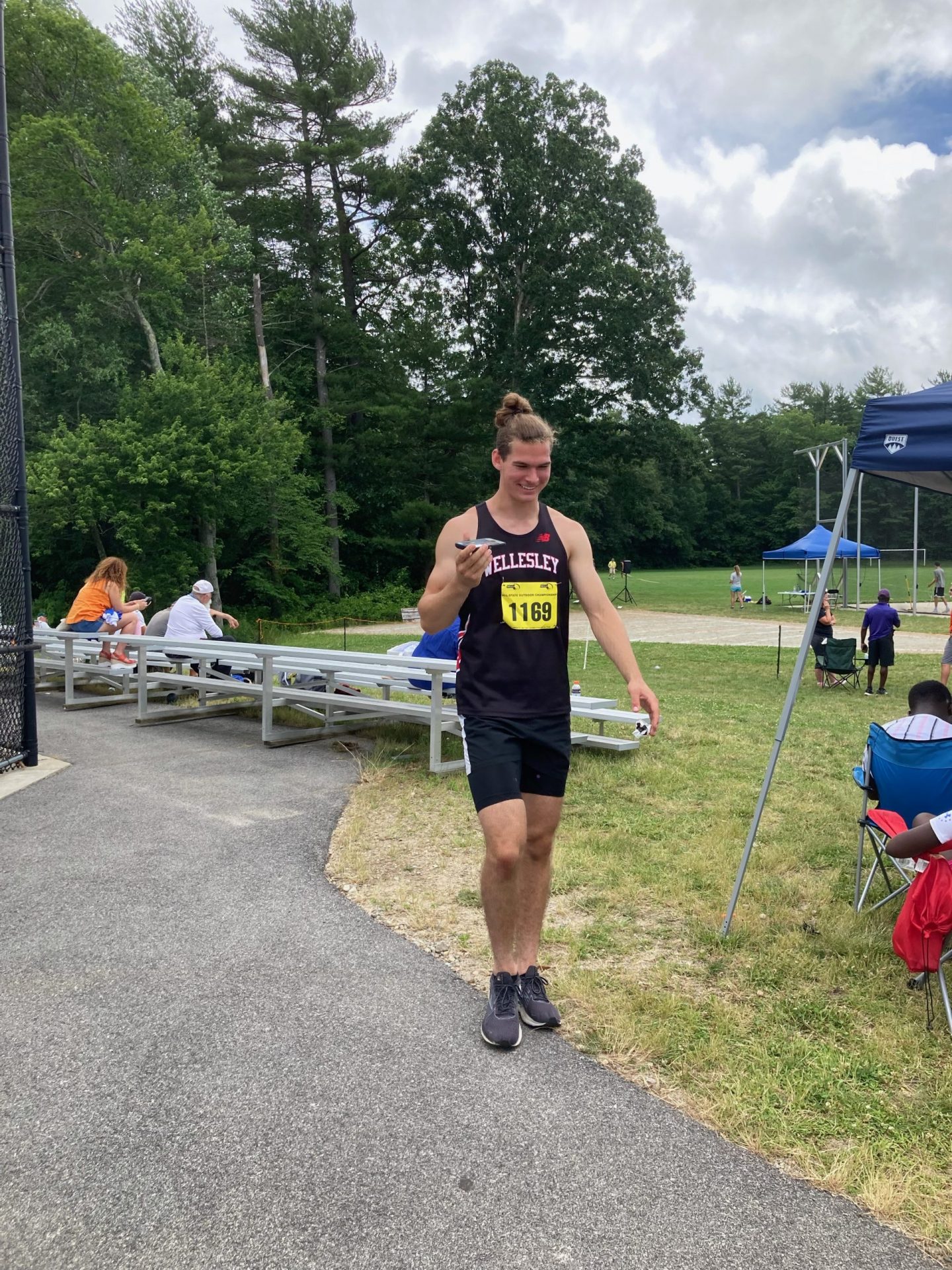 Wellesley's Max Stakun-Pickering wins Outdoor Nationals decathlon - The ...