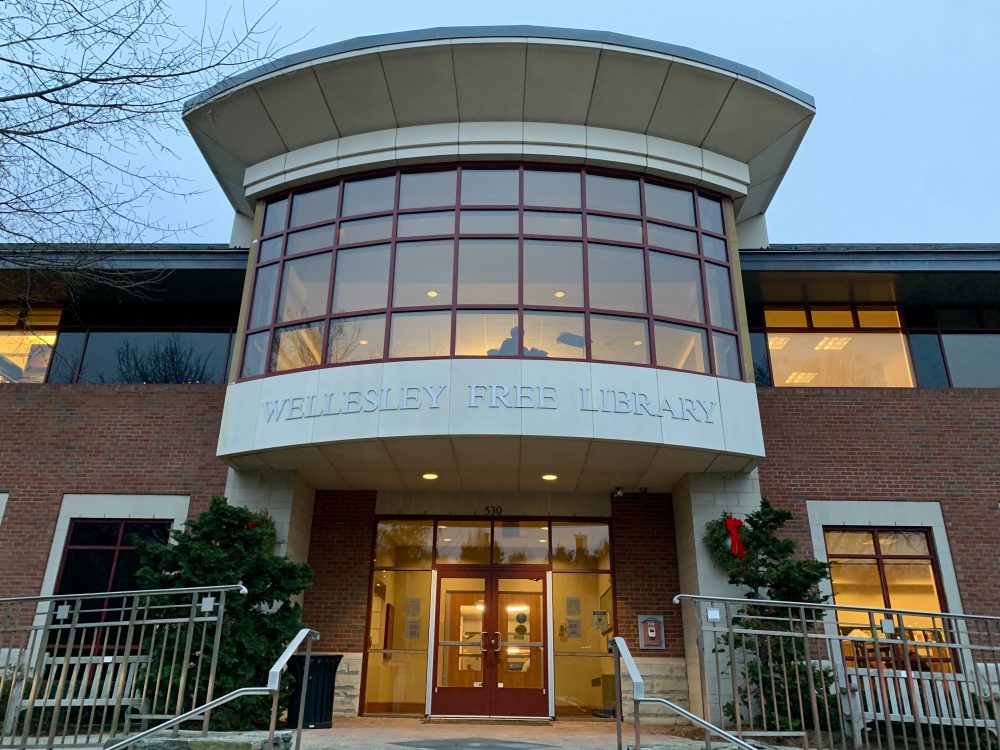 The Swellesley Report - Page 8 of 1262 - More than you really want to ...