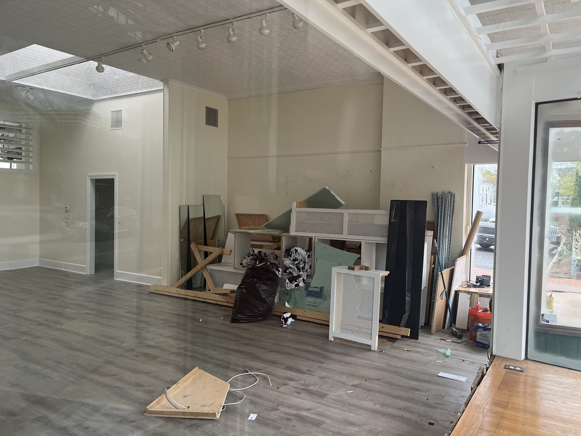 Asaro Bakery & Cafe 'Coming soon' signs are gone - The Swellesley Report