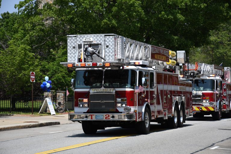 55th Annual Wellesley Veterans Parade in pictures & video - The ...