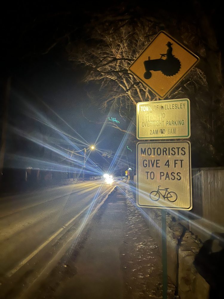 Newest Wellesley road signs read: 'MOTORISTS GIVE 4 FT TO PASS' - The ...