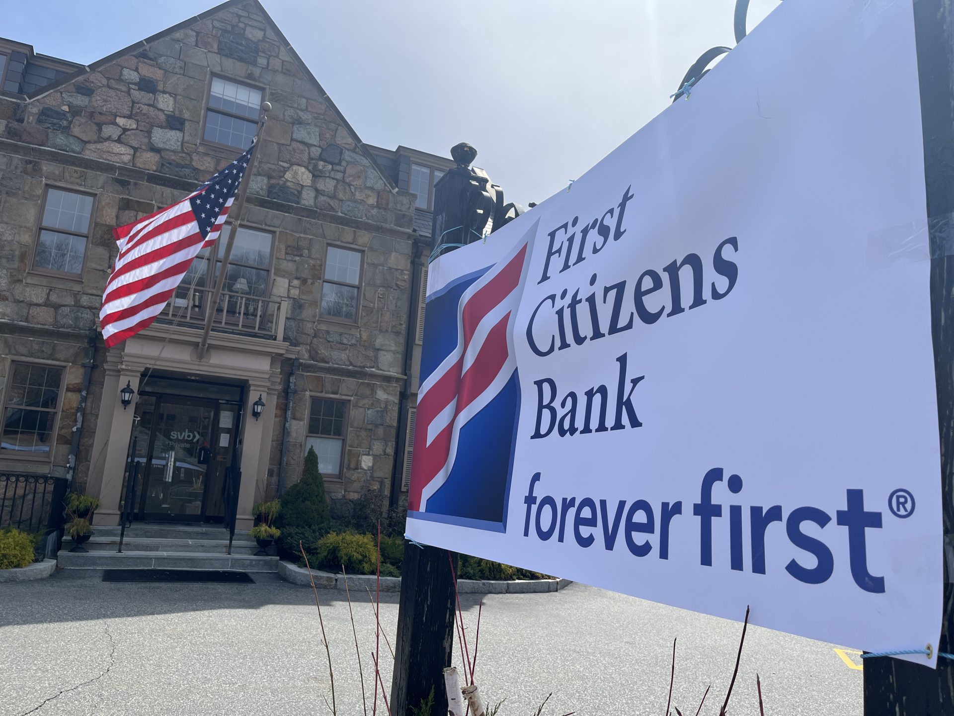 Wellesley Business Buzz: Citizens Bank branch closes, First Citizens ...