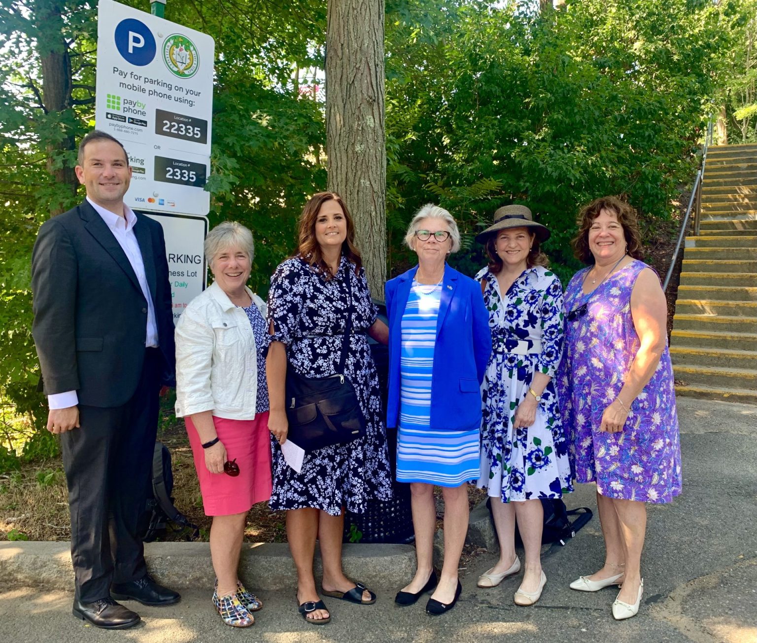 The Swellesley Report - Since 2005: More than you really want to know ...