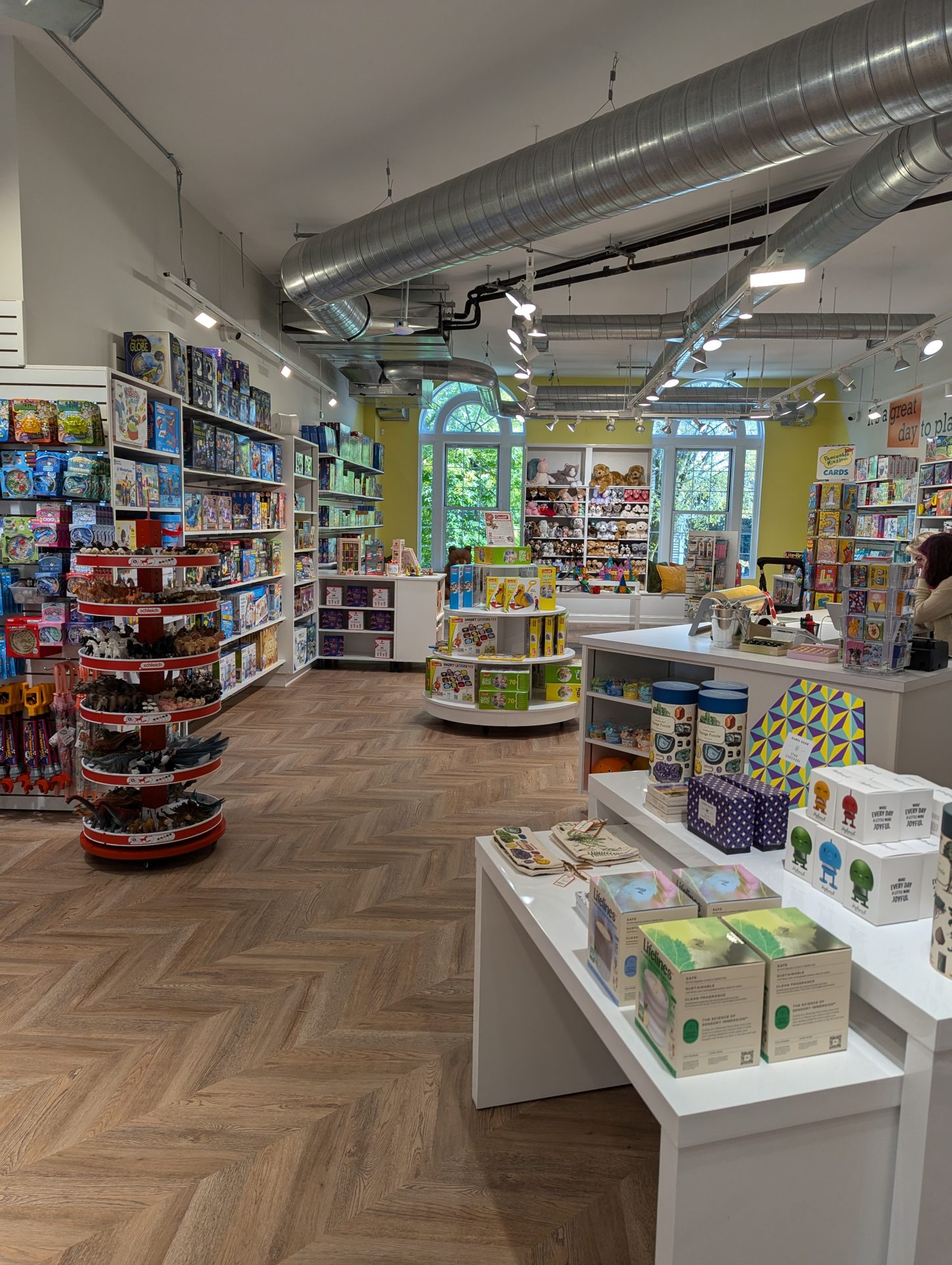 Business buzz: Henry Bear's Park toy store, black & blue Steak and Crab ...