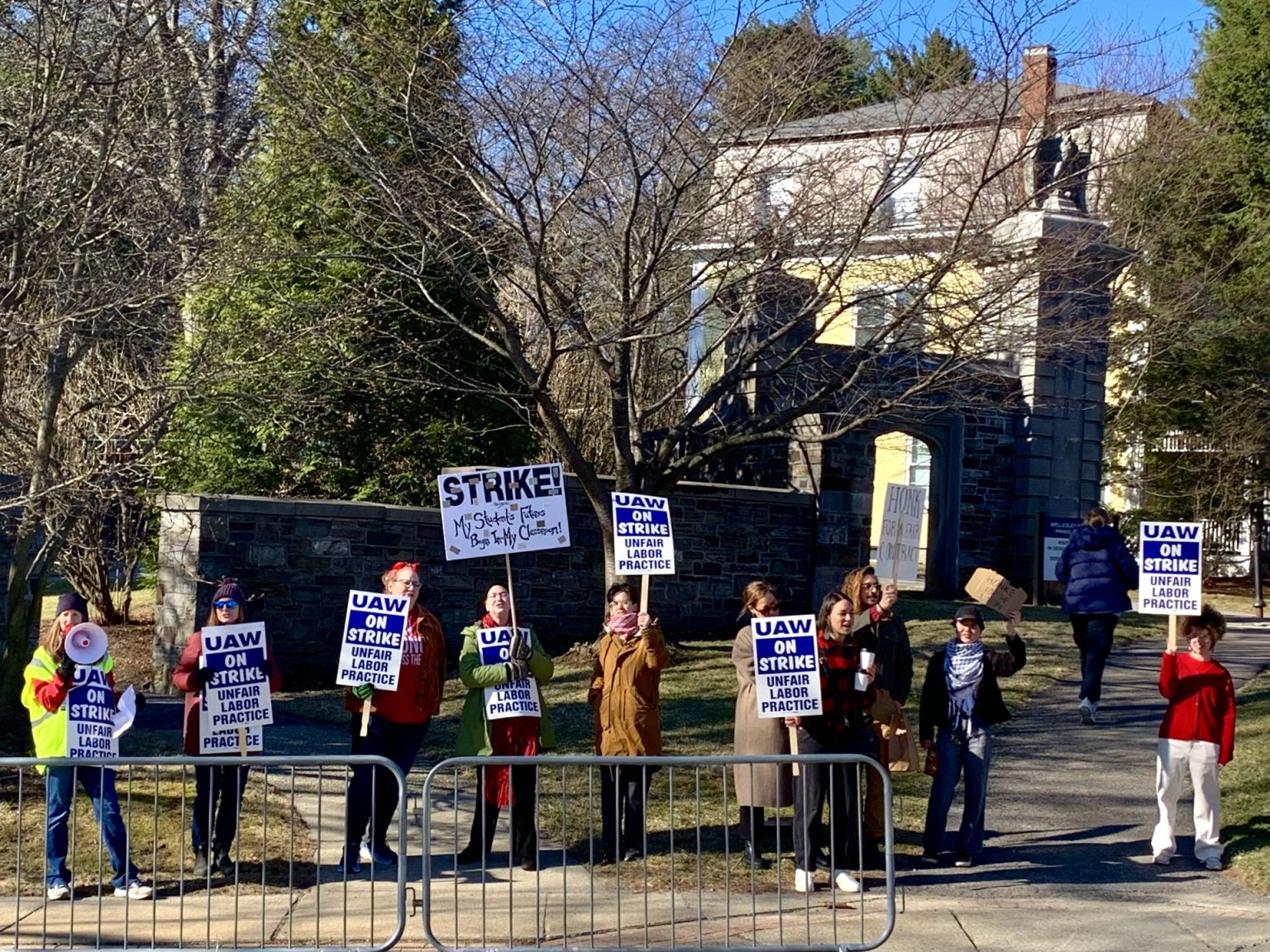 Wellesley College non-tenured faculty members on strike—compensation & workload are big issues ...