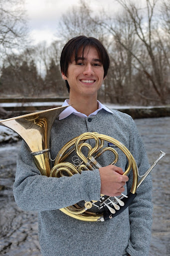 Wellesley POPS Senior Profile: One horn, many hands—Erik Hellgren’s ...