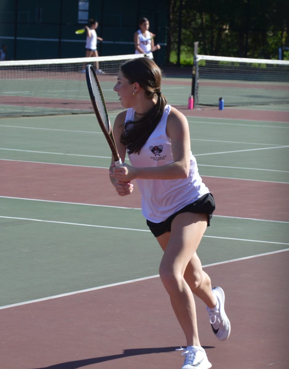 Wellesley High girls' tennis team advances to state title match - The ...