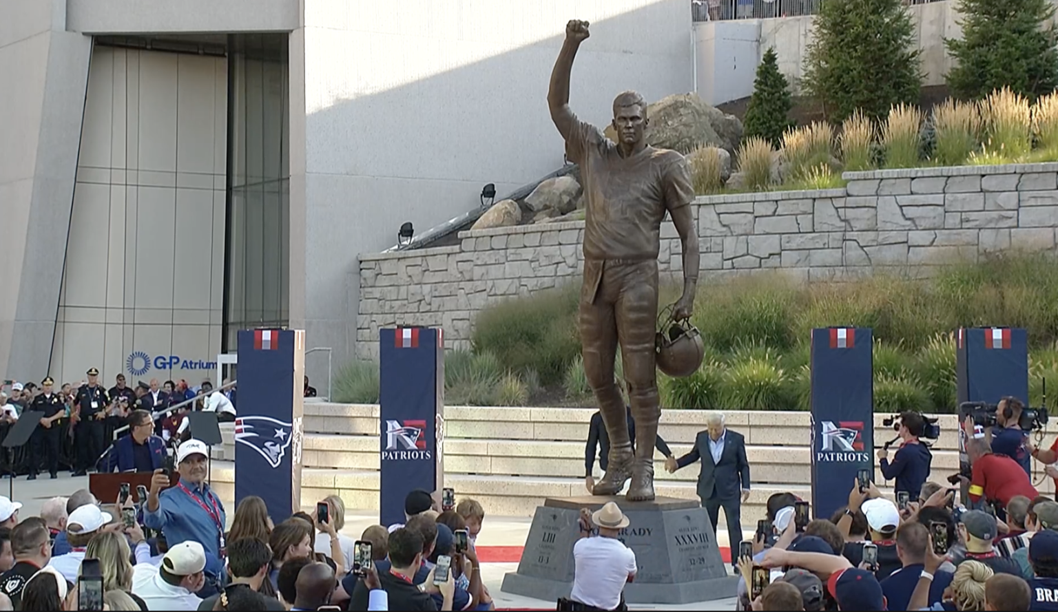New Tom Brady statue crafted by Natick sculptor - The Swellesley Report