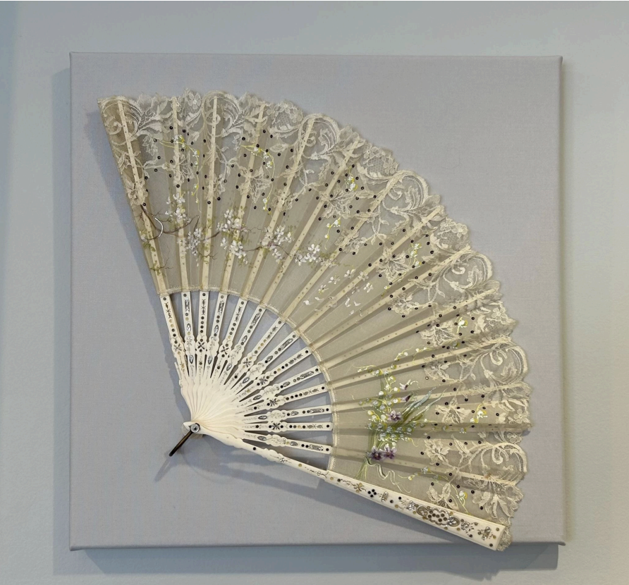 Examples from the Wellesley Historical Society fan collection - The ...